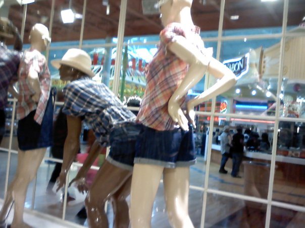 mannequin fail